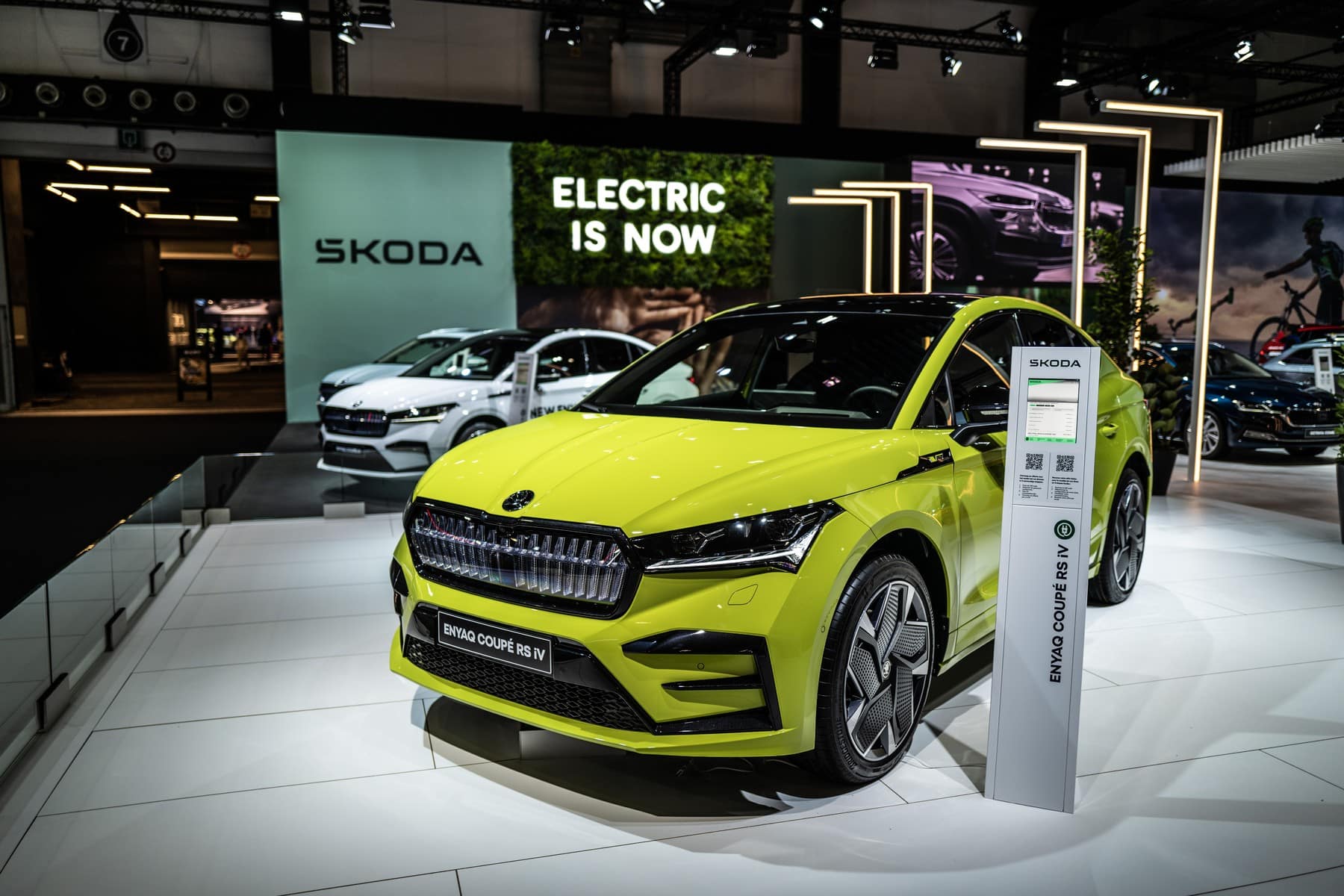 Škoda Auto zůstává věrna Česku. Klíčový model se dál bude vyrábět v ...